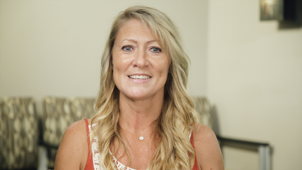 Tina's Wisdom Teeth Removal in Hiawatha, IA